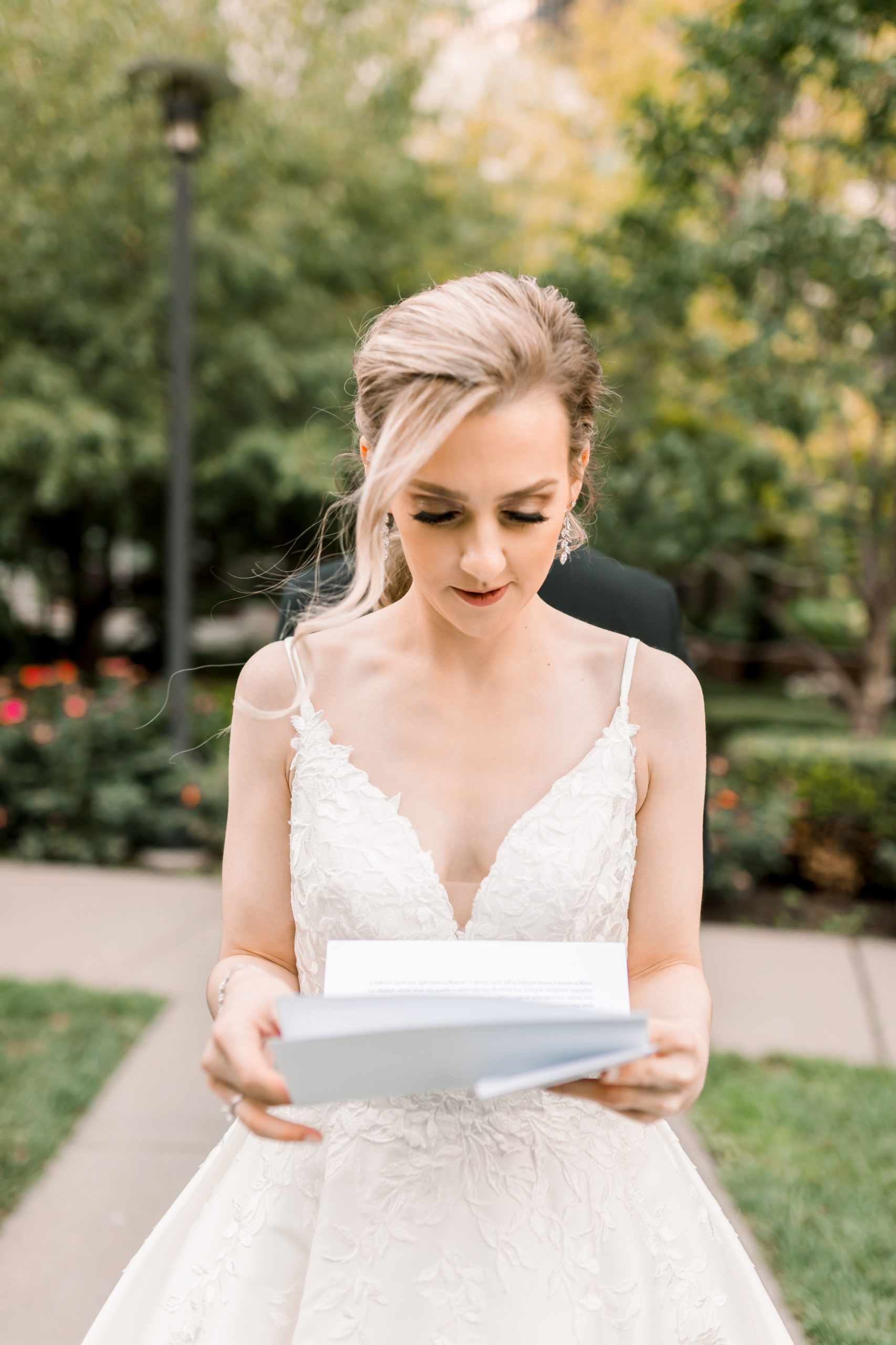 Top 5 Chicago Wedding Photographers [Updated for 2023!] | Simply ...