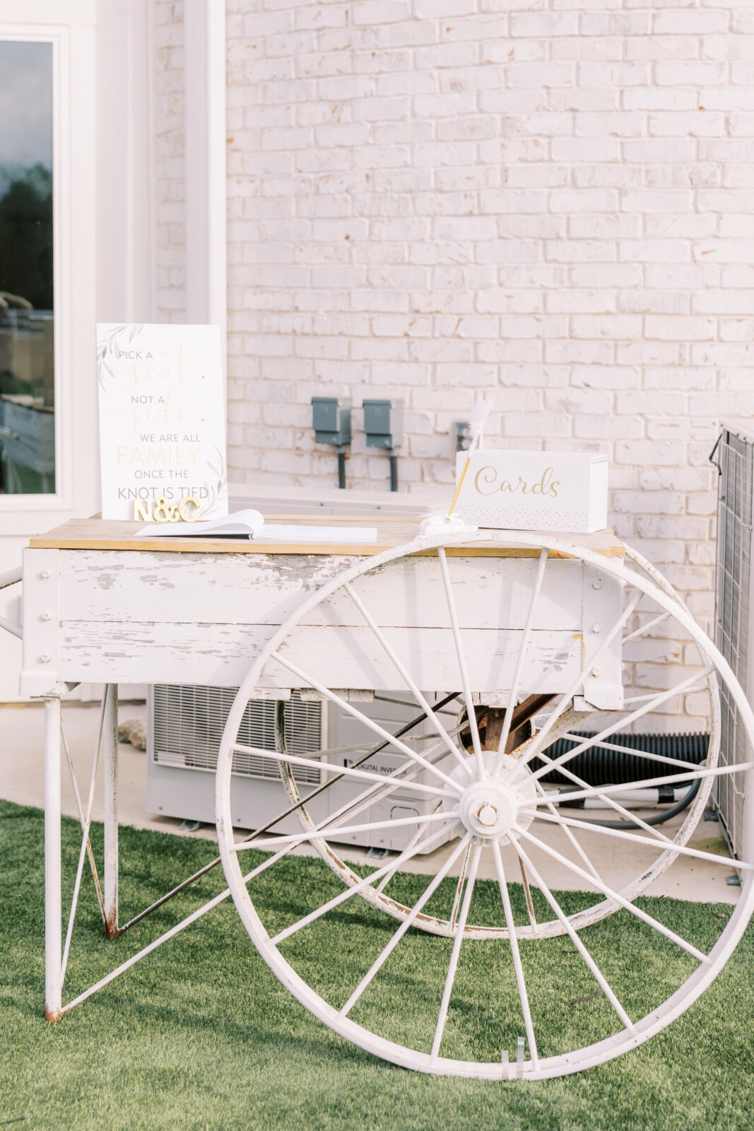 The French Farmhouse Wedding Venue| Texas Luxury Venue