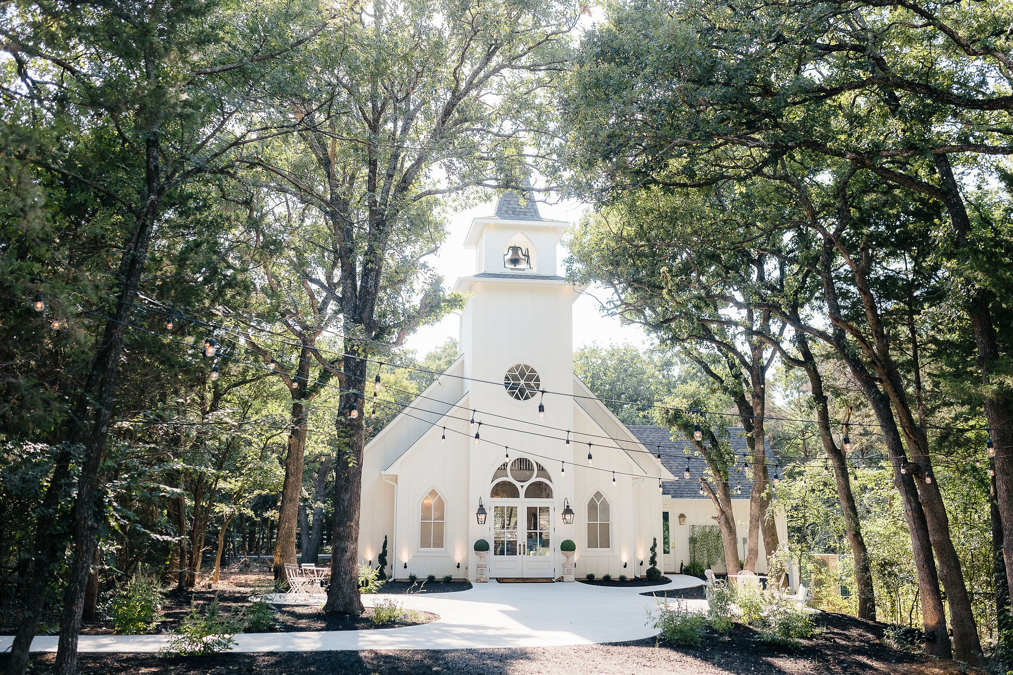 The French Farmhouse Wedding Venue| Texas Luxury Venue