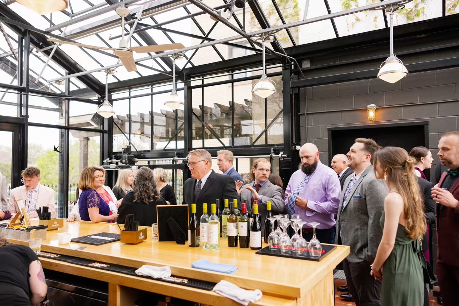 10 Unique Milwaukee Wedding Venues [for 2025!] | Simply Elegant Group