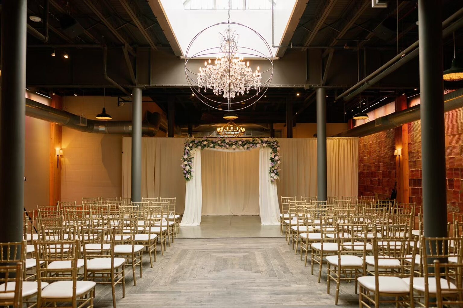 10 Unique Milwaukee Wedding Venues [for 2025!] | Simply Elegant Group